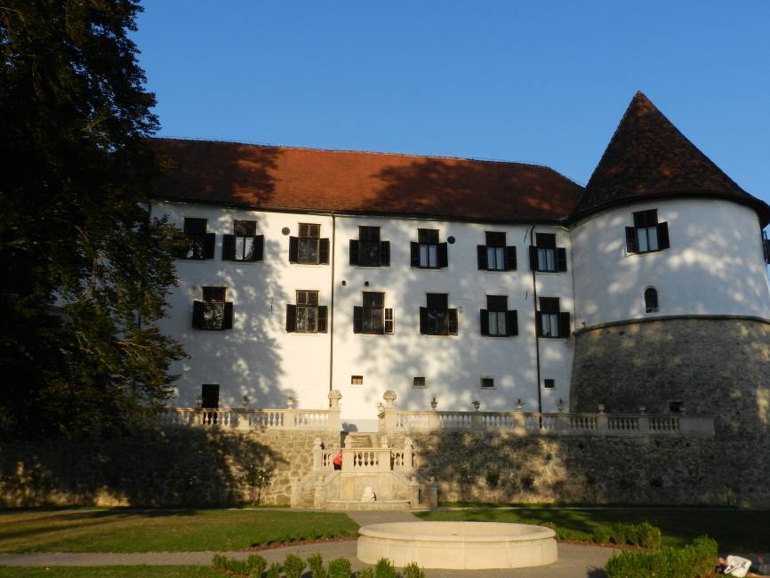 Sevniški grad pogosta izbira mladoporočencev