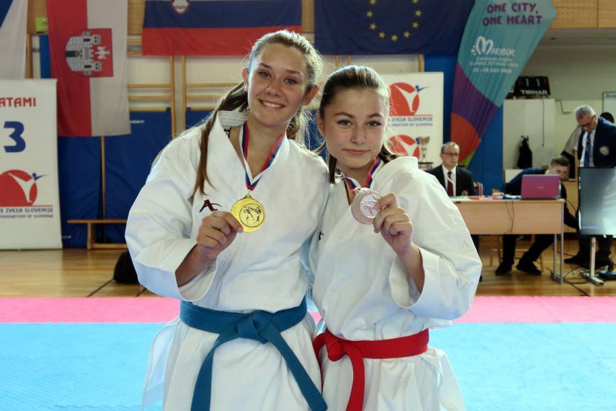 Maja Lazanski in Luka Cicvarić zmagala na mednarodnem karate turnirju v ...
