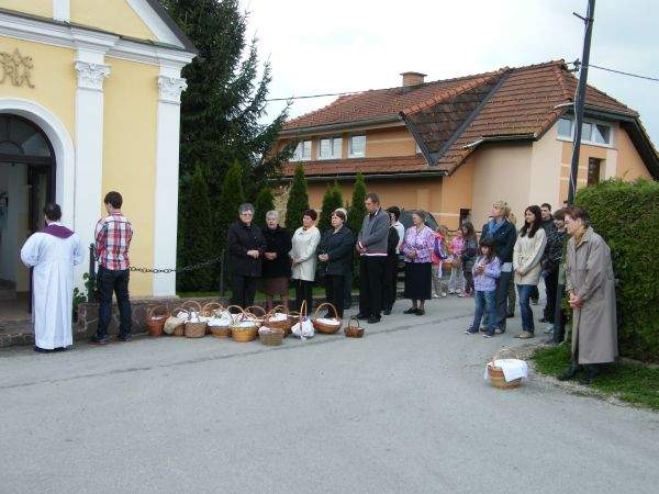Velikonočni ogenj in blagoslov jedil